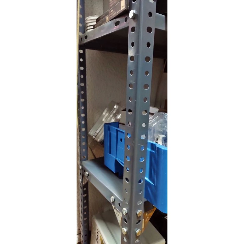 ANGULO RANURADO GRIS PARA ESTANTERIA DE 2m